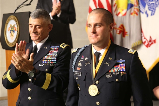 Nininger Award Archives - West Point Association of Graduates
